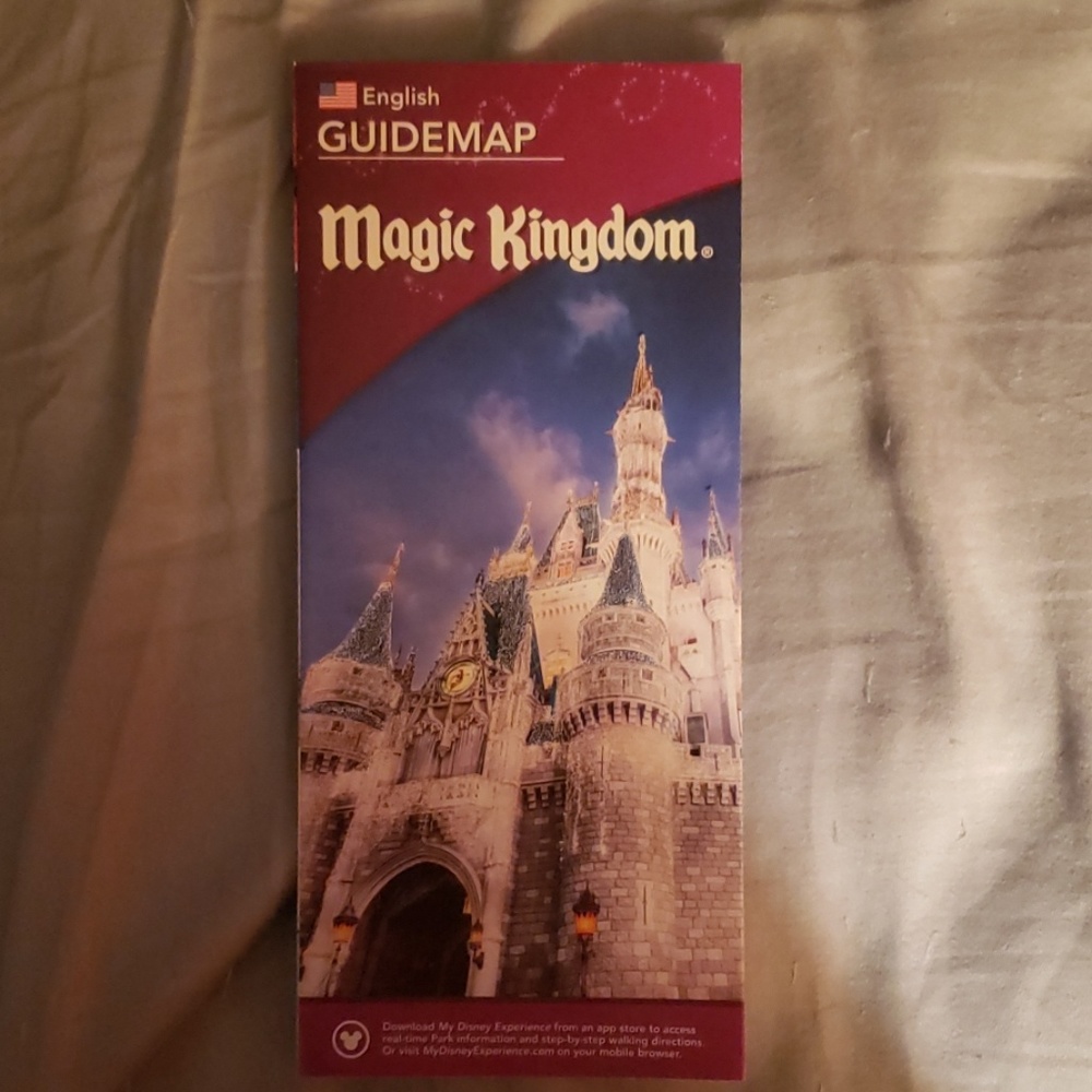 December 2018 Walt Disney World Guide Maps - Gem